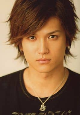 Official photo (male) / actor Daisuke Watanabe (Kunimitsu Tezuka) / Bust up / T-shirt black ...