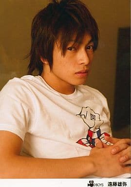 D-BOYS / Yuya Endo / Bust Up / Both Hands Belly / Sitting in Chair ...