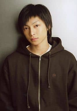 Official photo (male) / actor Yuya Endo (Ryoma Echizen) / Upper Body ...
