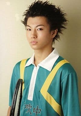 Official photo (male) / actor Hiroshi Yazaki (Kentaro Minami) / upper ...