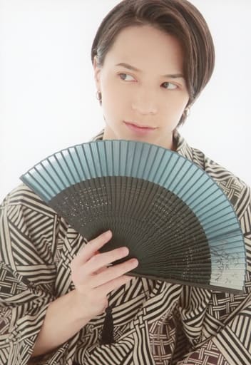 Official photo (male) / actor Ryo Kitamura / Upper Body / Costume ...