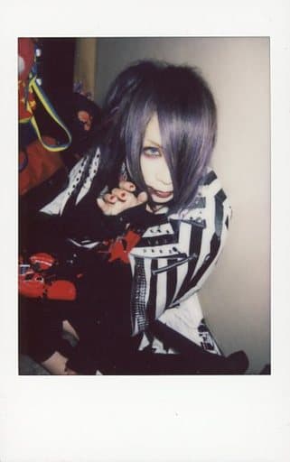 Official photo (Male) / visual kei band / Sick2 Sick2 / Tanuma / Above ...
