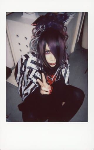 Official photo (Male) / visual kei band / Sick2 Sick2 / Tanuma / Above ...