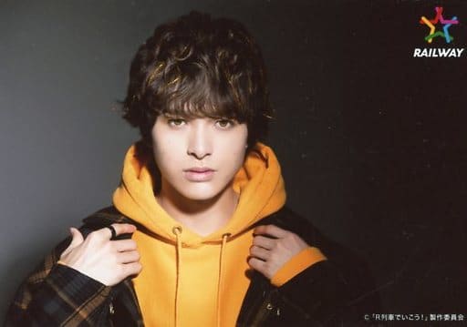 Kosuke Asuma (Asagiri Ryohei) / horizontal type, bust up, two handed ...