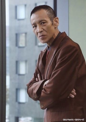 Shun Sugata (Kanai) / Upper Body / Left Facing / Brown Costume ...