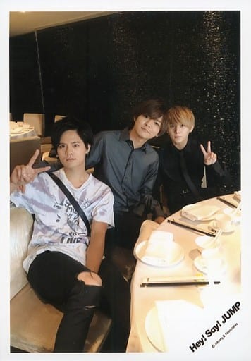 Official photo (Johnnys) / idol / Hey! Say! JUMP Hey! Say! JUMP / Assembly (3 persons) / Knee-up ...