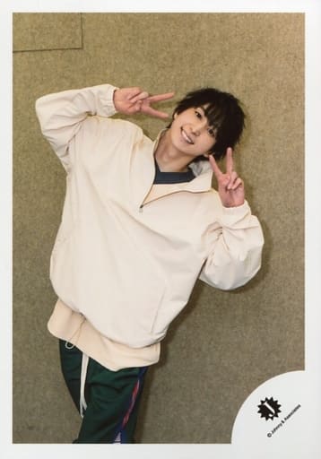 Snow Man / Daisuke Sakuma / Above-the-knee ・ Costume white ・ black ...