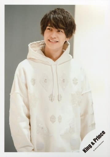 King & Prince / Kaito Takahashi / Upper Body / Costume White / Both ...