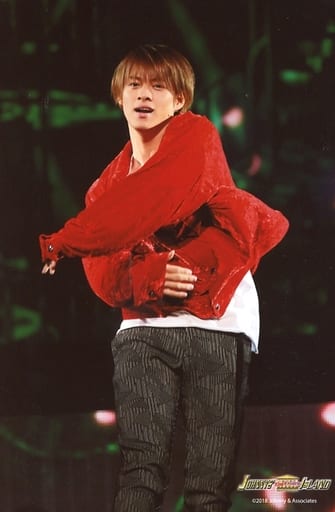 King & Prince / Sho Hirano / Live Photo / Above Knee / Red Costume / Both Hands Bent / Open ...