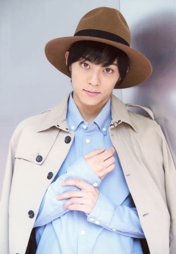 Official photo (male) / actor Takashi Nagata / Upper Body / Costume ...