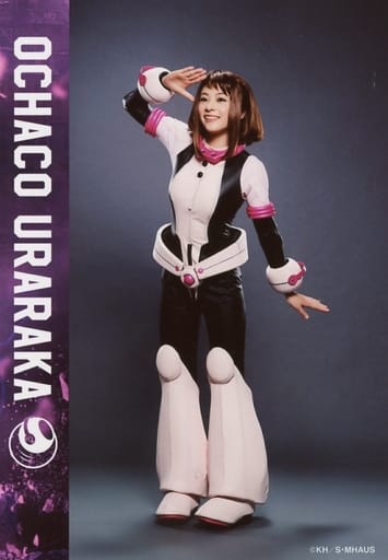 Yume Takeuchi (Ochaco Uraraka) / Whole-body / Background gray ...