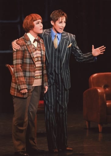 Takarazuka Revue / Yu Todoroki / Rin Yuma / Live Photo / Whole Body ...
