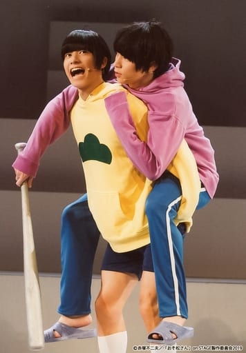 Ren Ozawa (Jushimatsu), Ryo Kitamura (Hitotsumatsu) / Live Photo, Body ...