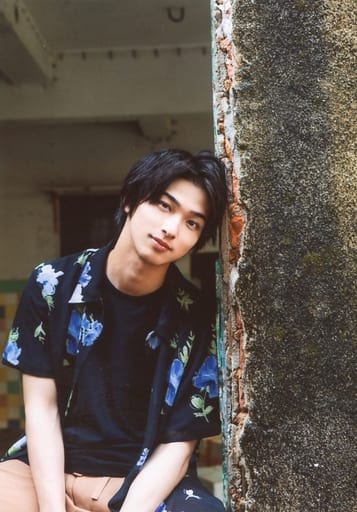 Official photo (male) / actor Ryusei Yokohama / Photo collection ...