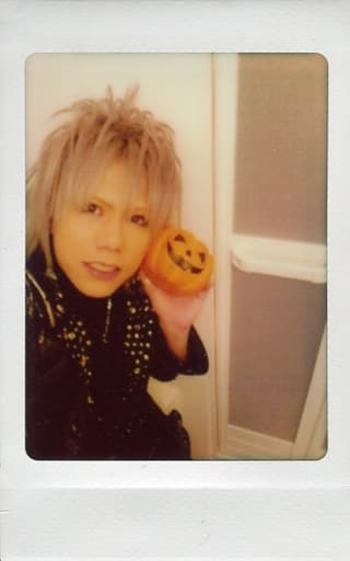 Official photo (male) / visual kei band / EVE Eve / Takesho / Upper ...