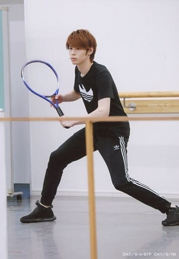 Official photo (male) / actor Akira Aoki (Kunimitsu Tezuka) / Practice ...