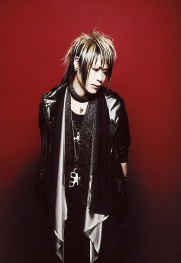 Official photo (Male) / visual kei band / DuelJewel DuelJewel/Natsuki ...