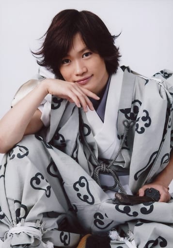 Official photo (male) / actor Yuki Torigoe (Kisanda) / Whole-body ...