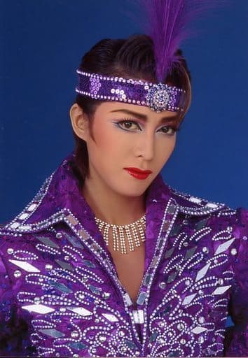 Takarazuka Revue (Star Group) / Kei Aran / Bust Up / Costume Purple ...