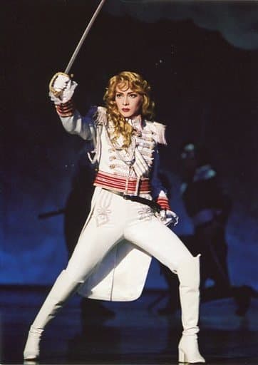 Official photo (female) / Takarazuka Revue (star group) / actress Takarazuka Revue (Hoshigumi ...