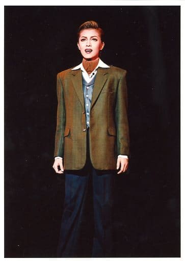 Takarazuka Revue / Kei Aran / Live Photo / Above the Knee / Costume ...