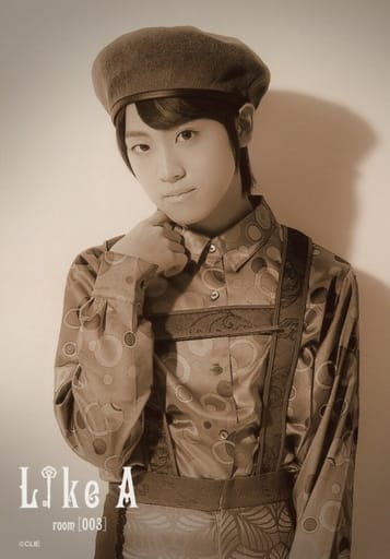 Official photo (male) / actor Kogaru (Penguin) / Upper-body, Black and ...