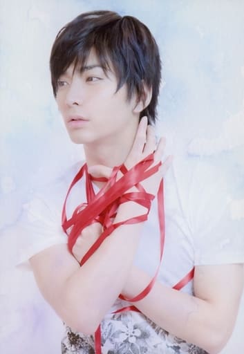 Official photo (male) / actor Asterism 條拳 Taro / Upper Body, Costume ...