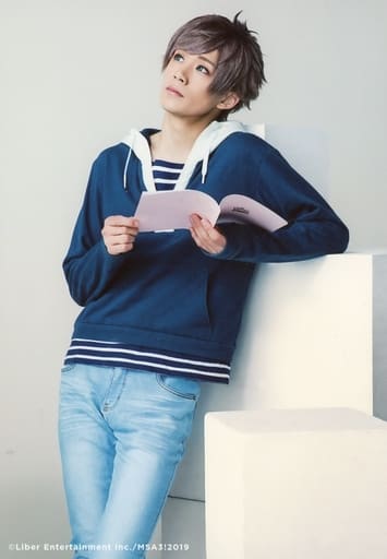 Chisa Yuki Maekawa (Tsuzuru Minagi) / Sit ・ Character Shoot Shot ...