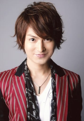 Ryo Matsuda / Bust Up / Costume Red / Black / Stripe Pattern / Inner Smile / Front / Background ...