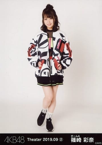 Official photo (AKB48, SKE48) / idol / AKB48 Ayana Shinozaki / Whole-body / AKB48 Theater ...