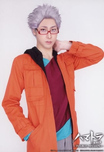 Official photo (male) / actor Yuuki Kurofuji (Murasaki) / Above the ...