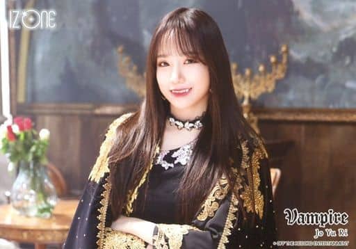 Official photo (female) / idol / IZ*ONE IZ*ONE / Jo Yu-ri / Horizontal ...