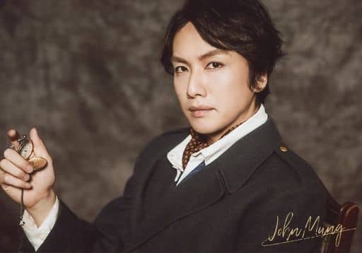 Kei Hosogai (Captain Whitfield) / Horizontal, Bust Up, Right Hand ...