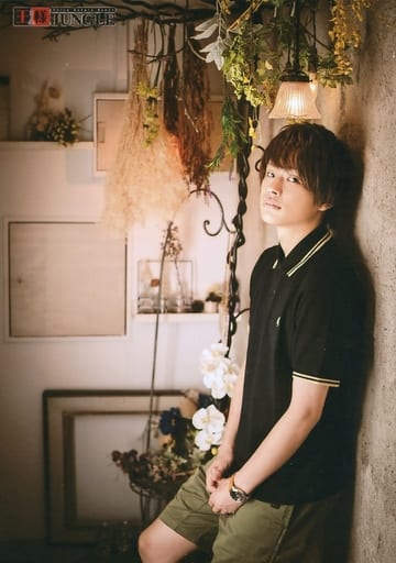 Official photo (male) / Voice actor Kento Hama / Above-the-knee ...