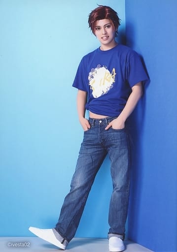 Hibiki Watanabe (Nozomi Nanase) / Whole Body / Blue T-Shirt / Background Light Blue / Blue ...