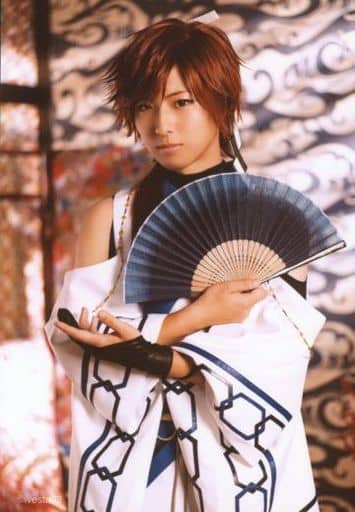 Official photo (male) / actor Ryusei HOTTA (Sora OHARA) / Above-the-knee, Indoor and Character ...