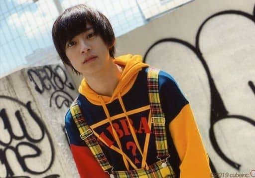 Official photo (male) Nichika Akutsu / Horizontal, Upper body, Costume ...