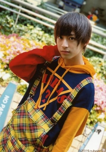 Nichika Akutsu / Upper Body / Costume Yellow / Navy Blue / Red / Check ...