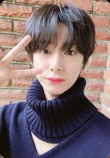 MONSTA X / HYUNGWON / CD "FOLLOW : FIND YOU" (Ver. 4) Enclosed Special ...