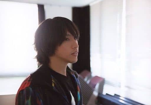 Yuki Kitagawa (Rinzo Saigi) : horizontal type, bust up, blue costume ...