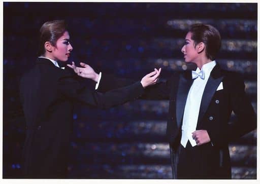 Takarazuka Revue (Hanagumi) / Rio Asumi / Rei Yuzuka / Live Photo ...