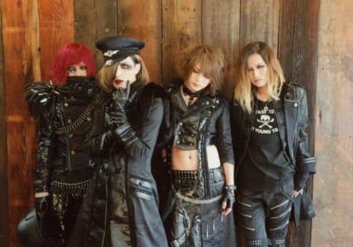 Official photo (Male) / visual kei band / DIAURA DIAURA / Gathering (4 persons) / Horizontal ...