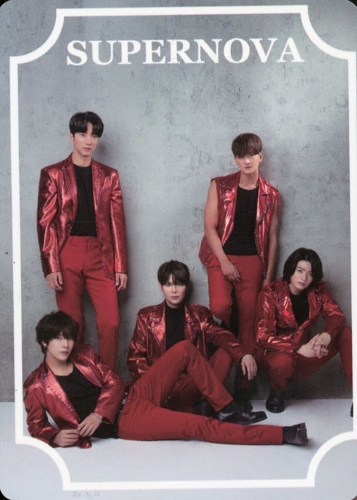 駿河屋 - 45：SUPERNOVA/集合(5人)/「2019 LIVE TOUR 『SUPERNOVA-03』～10th～」トレーディングカード 10th ver.（男性コレクションカード）