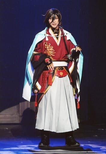 Tabuchi 累生 (Kanesada Izuminokami) / Live Photo / Whole body / Body ...