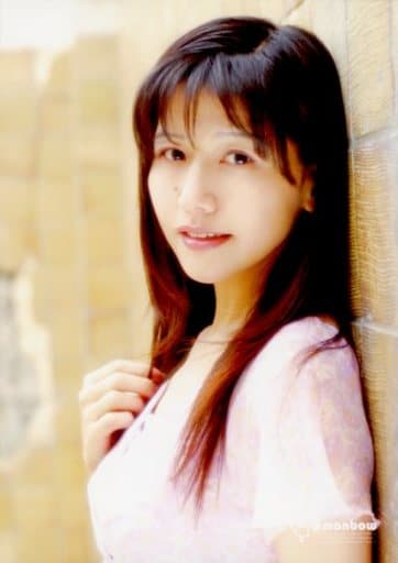 Official photo (female) / voice actor Kikuko Inoue / Bust Up / Costume ...