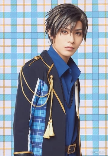 Chio YOSHIDA (Soji KAGURAZAKA) / Upper body, stage costume, background check pattern, Character ...