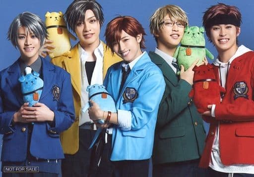 Gathering (5 persons) / Horizontal Type / Above Knee, Sukurabo & Shirt Costume / Background Blue ...