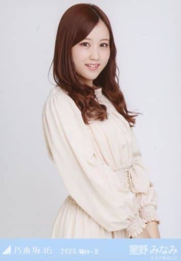 Minami Hoshino / Upper body / ECRU / "Nogizaka46 2020. May-II" WebShop ...