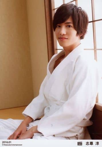 D2 / Jun Shison / Kneecaps / Seats / White Costume / judo uniform ...