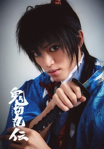 Mashu Ishiwatari (Onikirimaru) / Bust up / Costume blue / Left facing ...